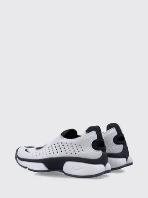 Nike Sneakers - Silver