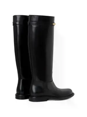 Givenchy Pinch Flat Boots In Leather - Black