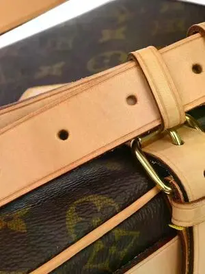 LOUIS VUITTON 1994 Mm Cartouchiere Monogram Crossbody Bag