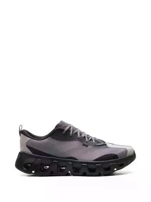 On X Kith K-tech 1 Sneakers - Grey