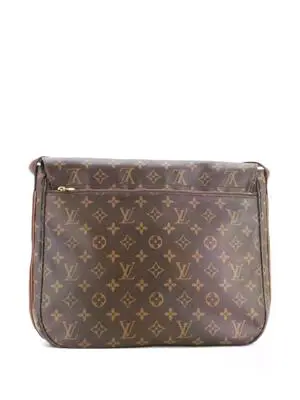 LOUIS VUITTON Beaubourg Messenger Bag Monogram Canvas Gm Crossbody Bag - Brown