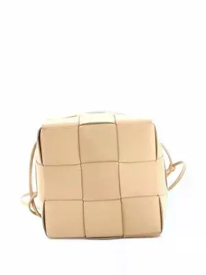 Bottega Veneta Cassette Maxi Intrecciato Leather Small Bucket Bag - Neutrals