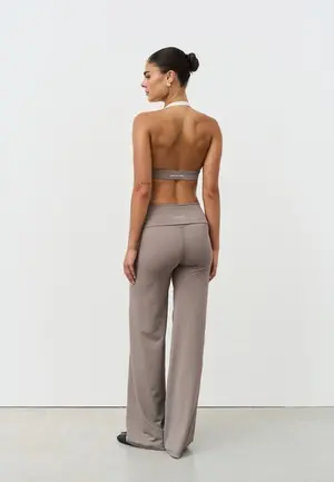 SISTERLY TRIBE Softsculpt Halter Bra - Clay