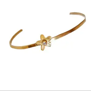 LILY FLO JEWELLERY Daisy Solid 9k And Lab Grown Diamond Cuff Bracelet - Gold