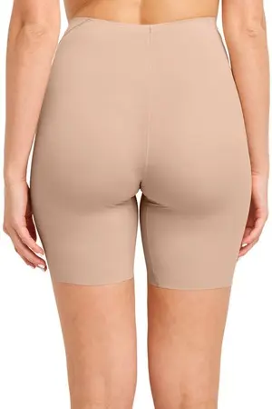 JOCKEY Skimmies Tummy Smoothing Mid-thigh Short - Light