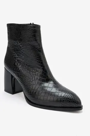 PROLOGUE SHOES Lynda Block Heel Zip Boot - Black Print