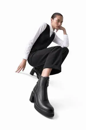 FOREVER & ALWAYS SHOES Stena Leather Front Zip Block Heel Boot - Black