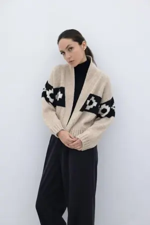 YAPA Siembra Patterned Cardigan - Beige