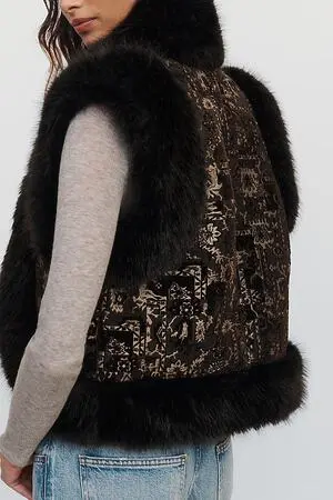 Avec Les Filles Faux Fur Vest Jacket