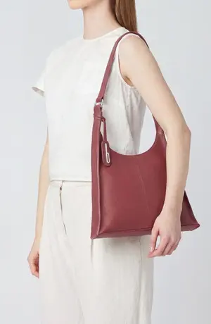 BEHNO Winnie Pebbled Leather Shoulder Bag - Cherry