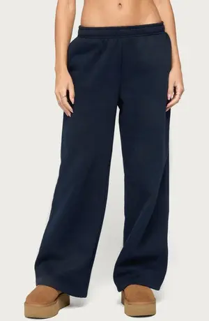 EDIKTED Miss Wide Leg Sweatpants