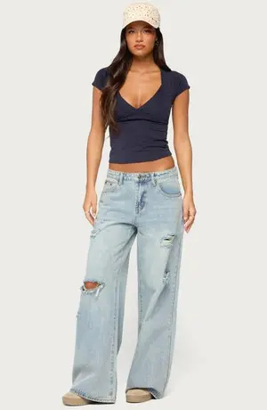 EDIKTED Docie Plunge V-neck Cropped Top
