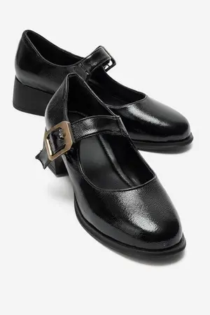 PROLOGUE SHOES Slade Block Heel Mary Jane Shoe - Black