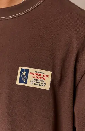 UNDER THE LIGHTS The Patch Tee - Brown