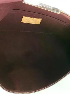 LOUIS VUITTON Favorite Handbag Monogram Canvas Mm Crossbody Bag