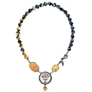GEM KINGDOM Brown / White Heart Of Gold Necklace - Brown/white