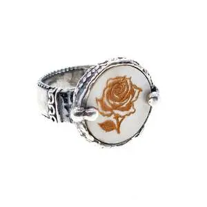 GEM KINGDOM Neutrals / Rose Romance Ring - Silver