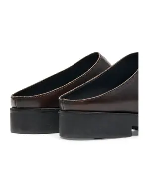 MAISON MARGIELA Round-toe Flat Mules