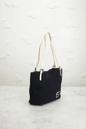 Fendi Knit Tote Bag In Navy
