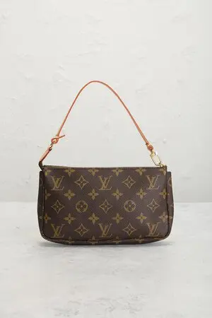 LOUIS VUITTON Monogram Pochette Accessoires Shoulder Bag