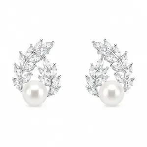 ANGEL BAROCCO Freshwater Pearl Crystal Laurel Stud Earrings - Silver