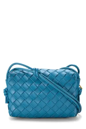 Bottega Veneta Intrecciato Loop Camera - Blue