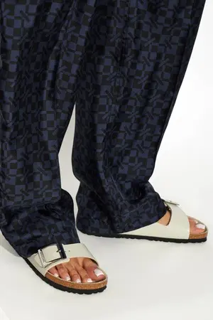 BIRKENSTOCK Arizona Droplet Buckle’ Slide Sandals