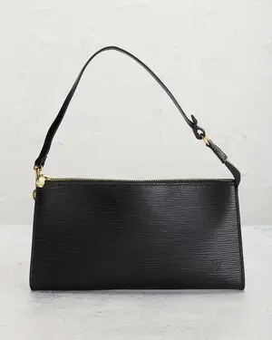 FWRD RENEW Louis Vuitton Epi Pochette Accessoires 24 Shoulder Bag