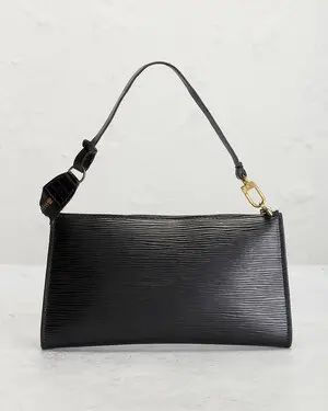 FWRD RENEW Louis Vuitton Epi Pochette Accessoires 21 Shoulder Bag