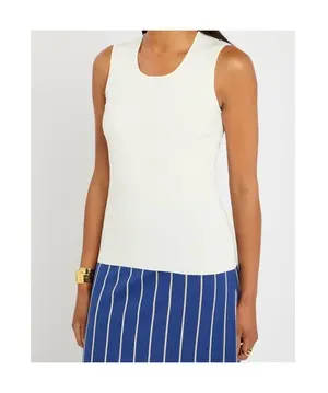 JOSEPH Round Neck Slim Fit Vest