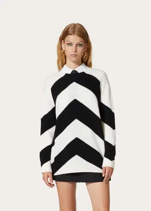 Valentino Garavani Chevron-knitted Crewneck Jumper