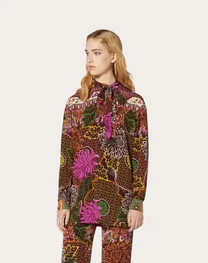 Valentino Garavani Floral Print Pussy Bow Blouse