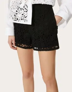 Valentino Garavani Floral Motif Crochet Shorts