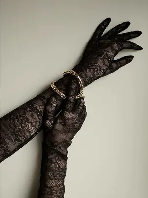 HANDSOME STOCKHOLM Long Lace Gloves