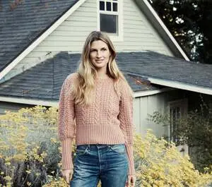 HMD Mulberry Sweater