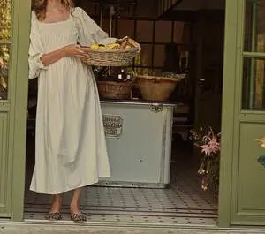 HMD Catrinette Dress
