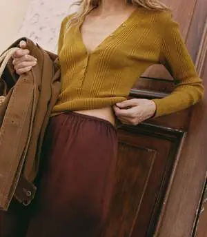 HMD Albanie Top - Yellow Thistle