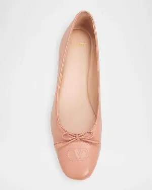 Valentino Garavani Vlogo Signature Leather Ballerina Flats - Light Phar