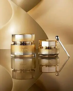 CLE DE PEAU BEAUTE Restorative Cream Supreme - Silver