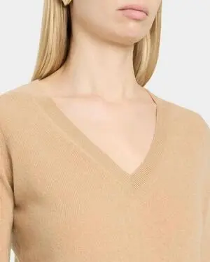 Neiman Marcus Cashmere V-neck Sweater Camel
