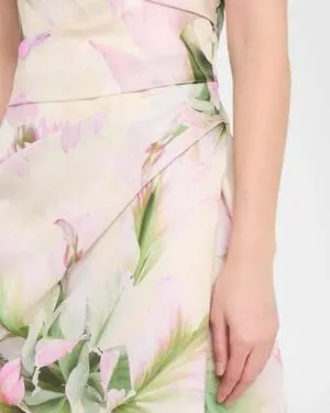 Monique Lhuillier Strapless Tulip Printed Gown With Slit - Carnation