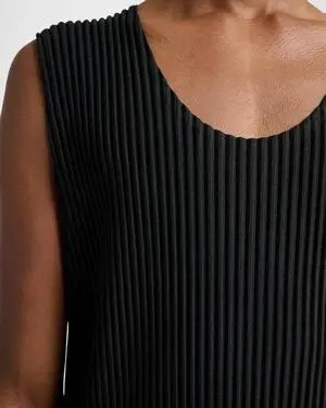 Issey Miyake Apos;s June Pleated Slim Tank - Black