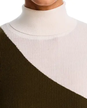 Essentiel Antwerp Essential Antwerp Koncert Bicolor Turtleneck Top