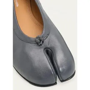 MAISON MARGIELA Tabi Leather Ballerina Flats
