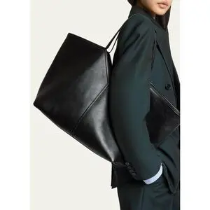 Saint Laurent Y Slim Tote Bag In Leather - Black