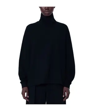 THE ROW Long-sleeve Knit Top