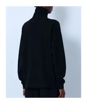 THE ROW Long-sleeve Knit Top