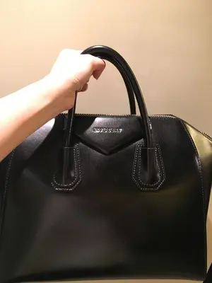 Givenchy Medium Antigona Bag