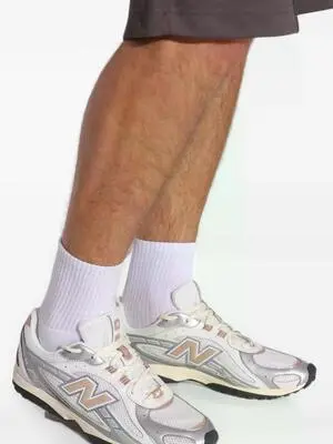 NEW BALANCE 204l Shoes