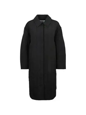 Closed Quilted Coat - Black